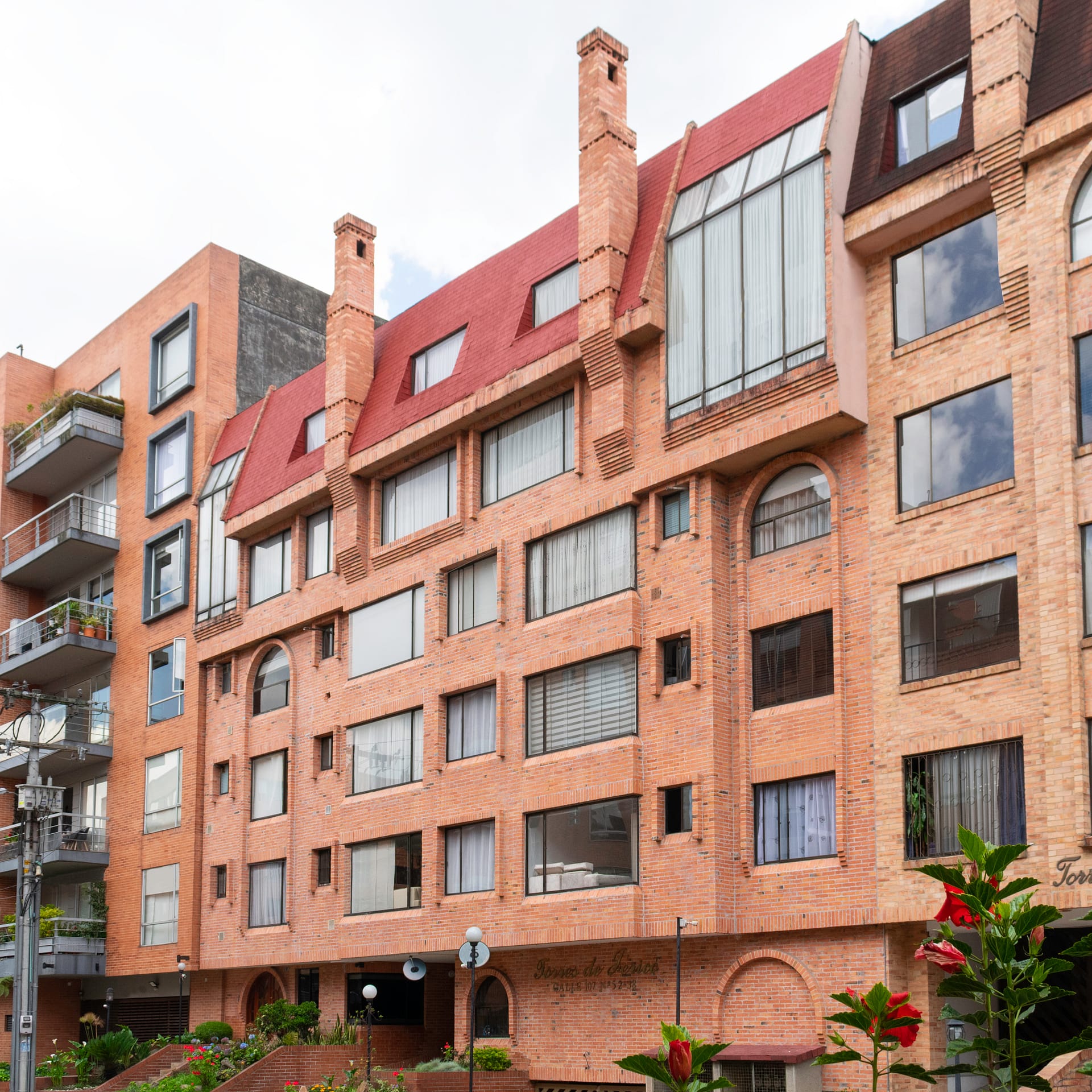 Torres de Jerico II - 1997 - Grupo 7 Construcciones